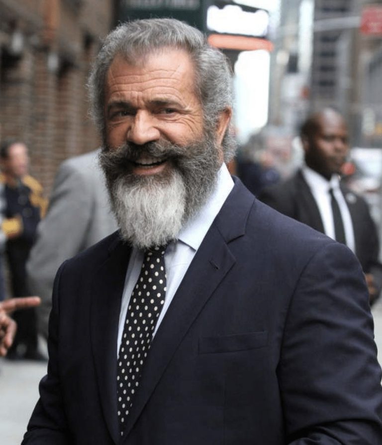 « Un nouveau look dans la vieillesse » : Mel Gibson, 68 ans, ravit ses ...